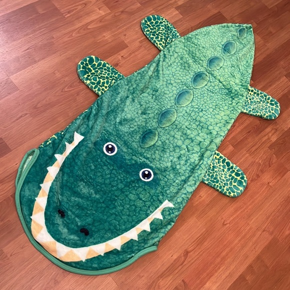 Other | Comfy Tails Gator | Poshmark